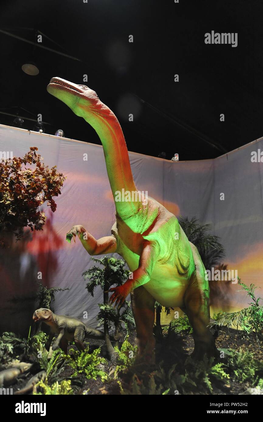 Milan (Italy), exhibition of prehistoric animals reproduced in full ...