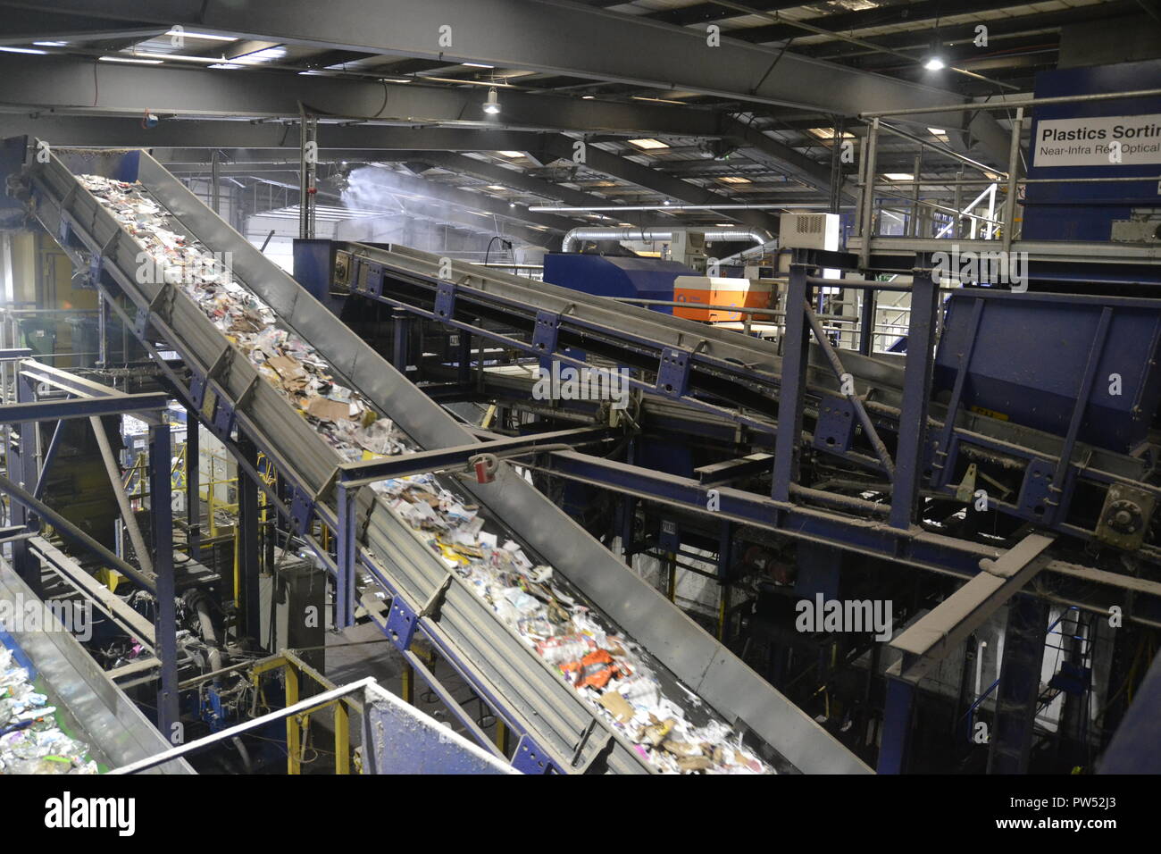 Milton keynes factory hi-res stock photography and images - Alamy