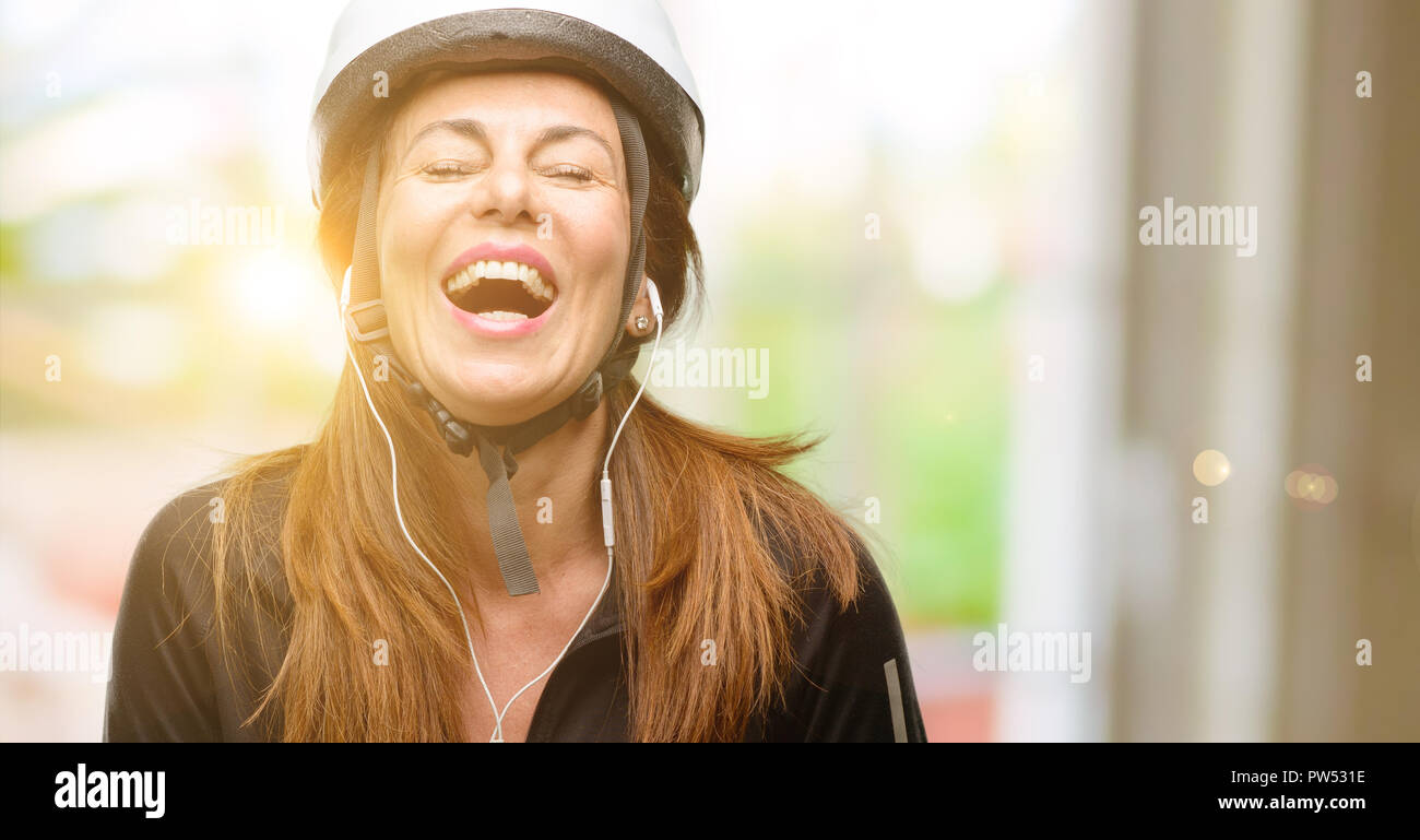 Angry cyclist hi-res stock photography and images - Alamy