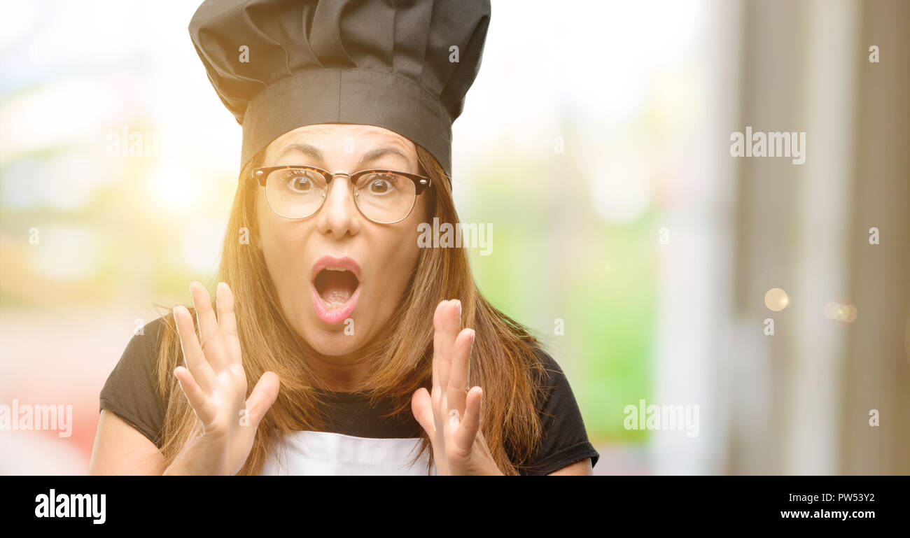 Angry chef woman hi-res stock photography and images - Alamy