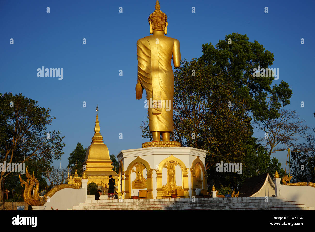 Golden stupa of oudomxay hi-res stock photography and images - Alamy