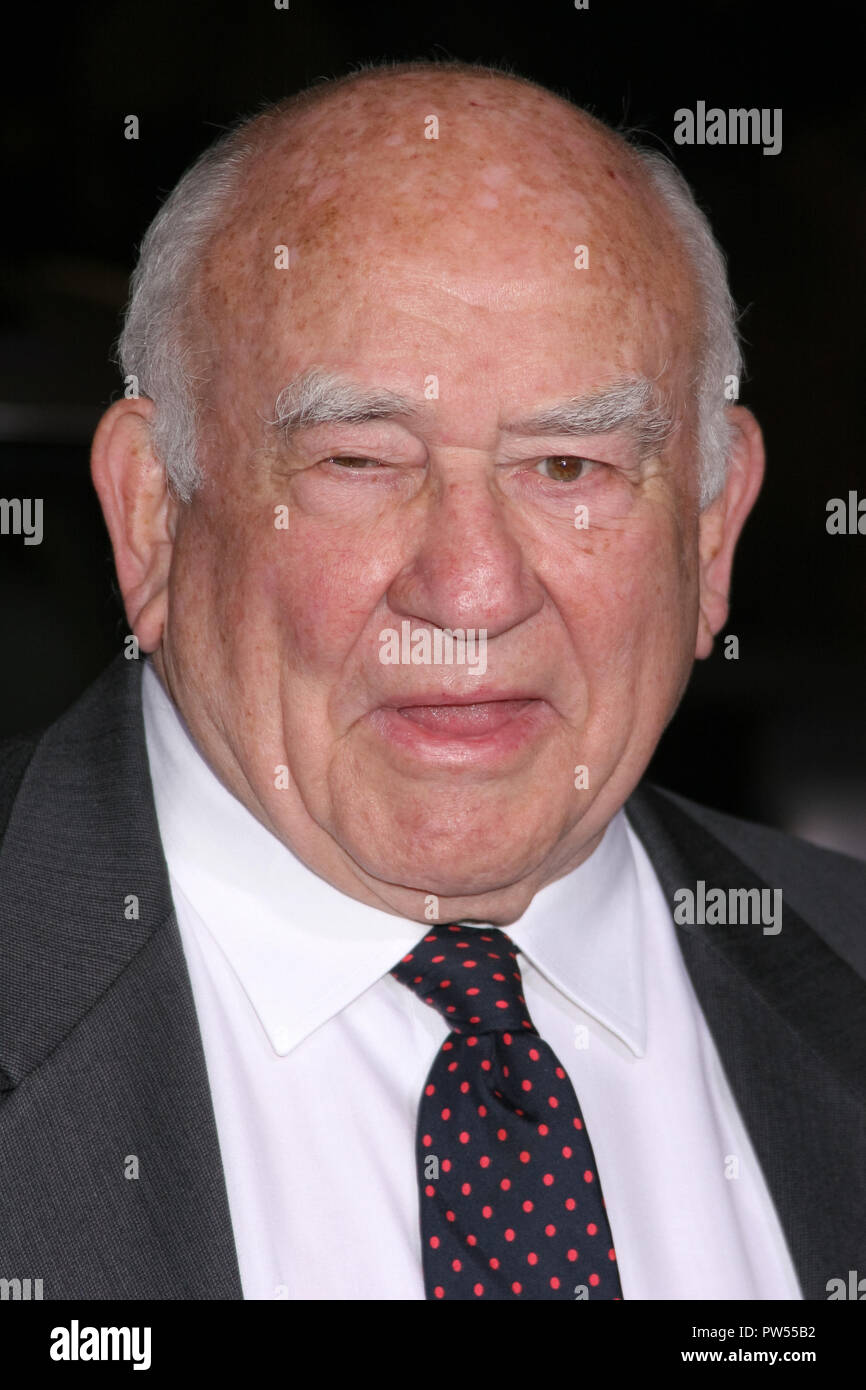 Ed Asner 11/09/08 The 2008 AFI FEST Closing Night Gala "Defiance ...