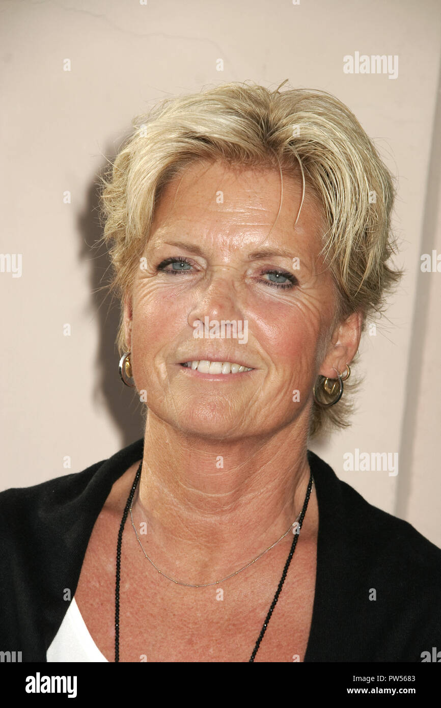 Meredith baxter hi-res stock photography and images - Alamy