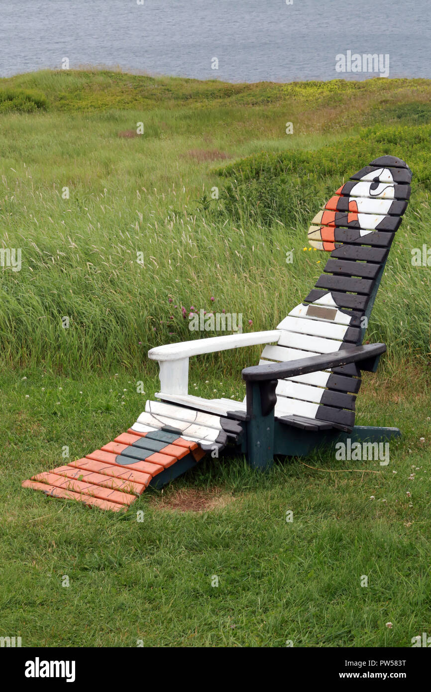 Puffin shaped hi-res stock photography and images - Alamy