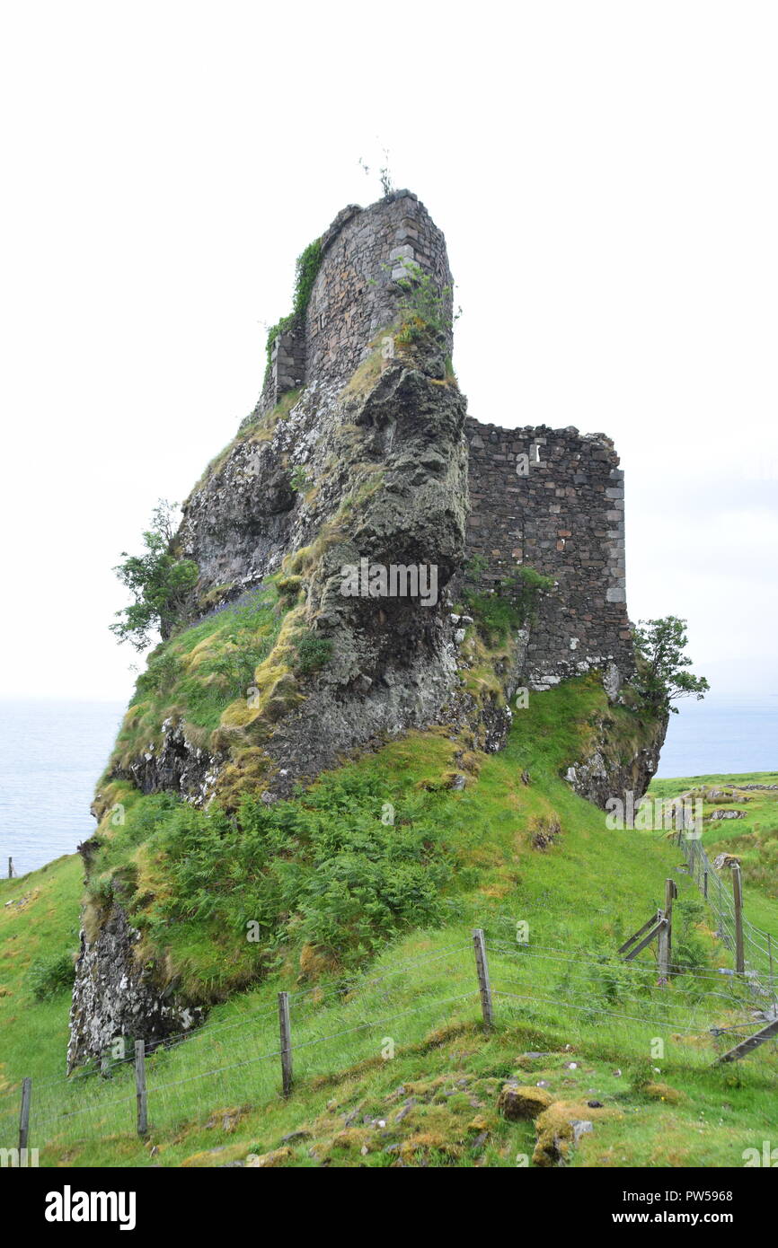 Brochel Castle, Isle of Raasay, Skye, Scotland Stock Photo - Alamy