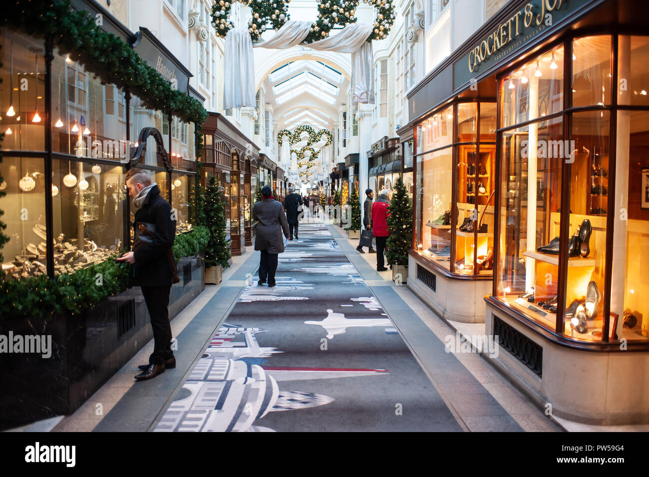 Christmas london uk interior shopping arcade hi-res stock photography ...
