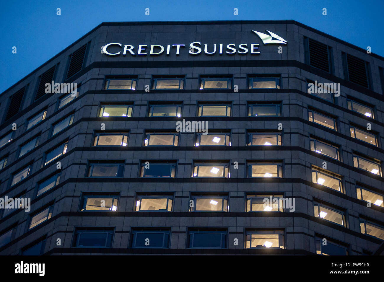 Credit suisse uk office hi-res stock photography and images - Alamy