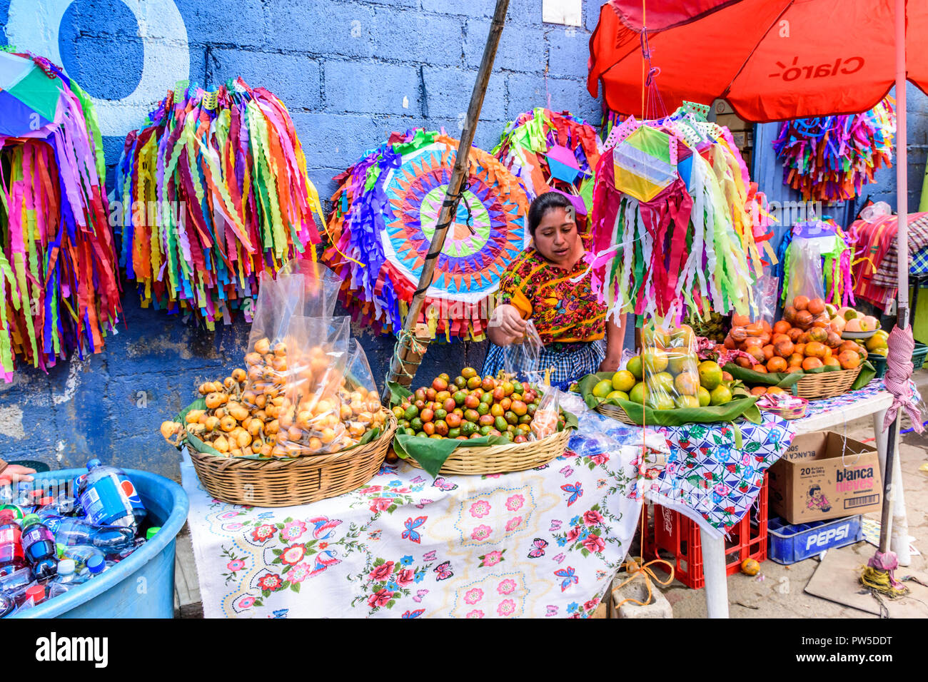 Kites guatemala hi-res stock photography and images - Alamy