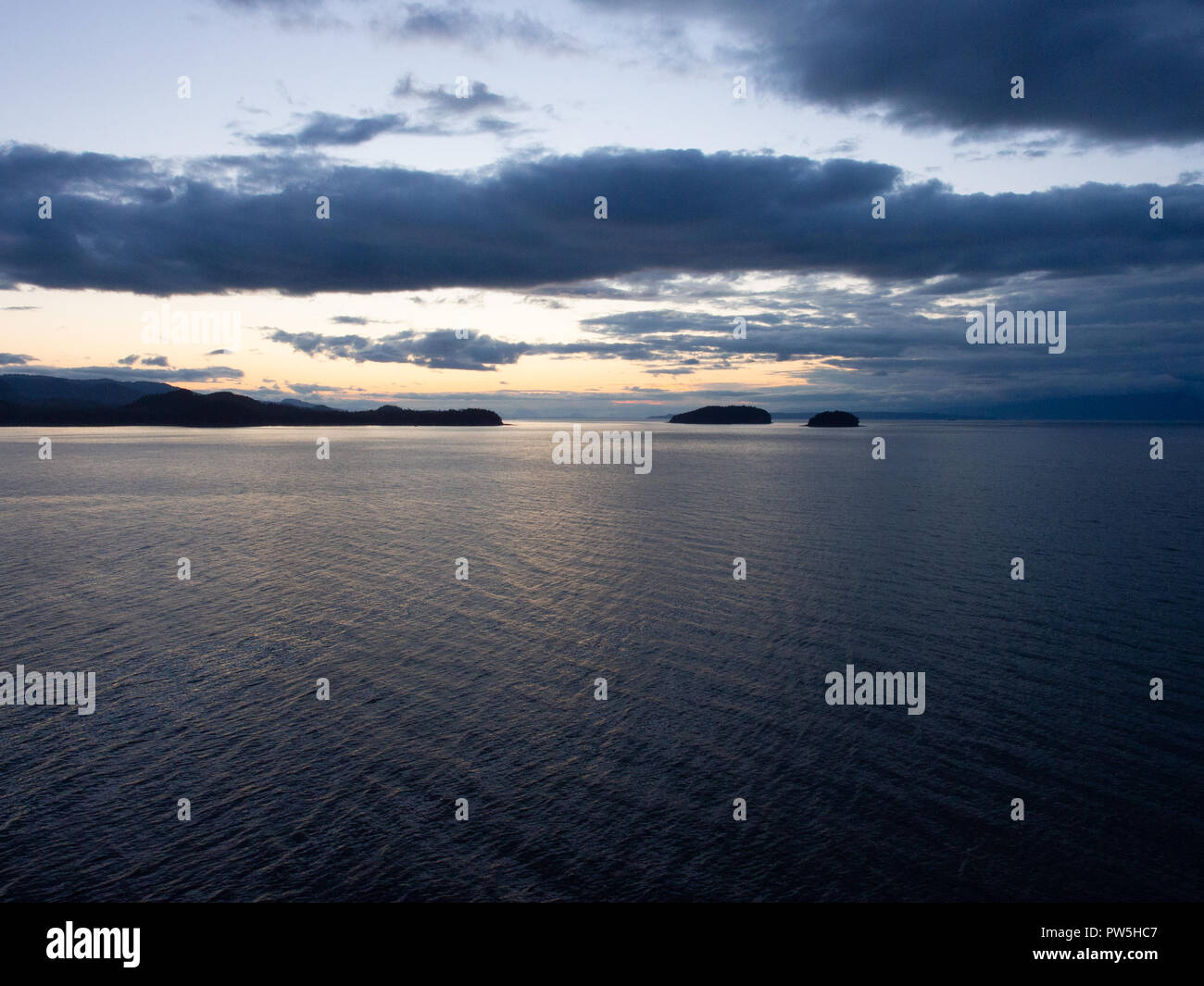 Alaska sunset sky hi-res stock photography and images - Alamy
