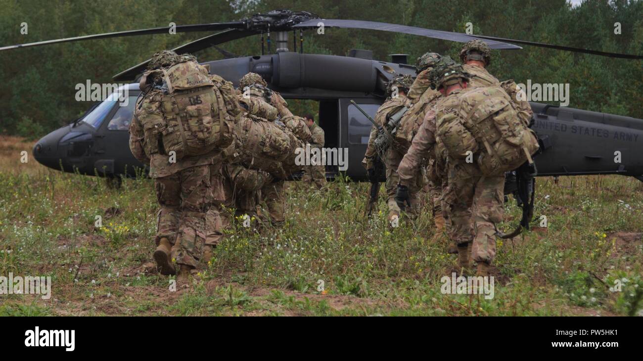 US Army Soldiers with 1st Squadron, 91st Cavalry Regiment, 173rd ...