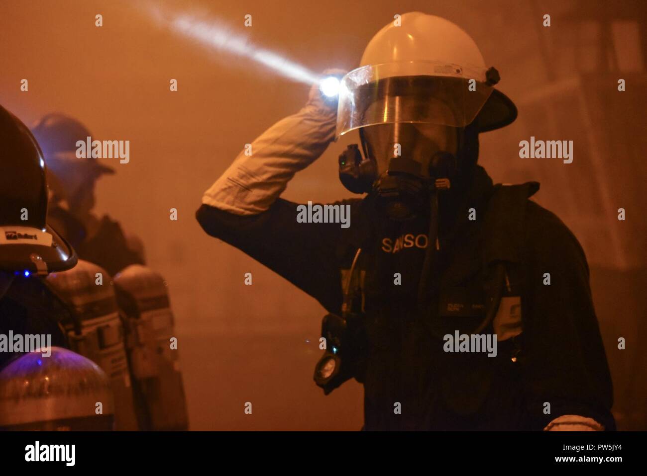 ATLANTIC OCEAN (Sept. 20, 2017) Damage Controlman 3rd Class Tilden ...