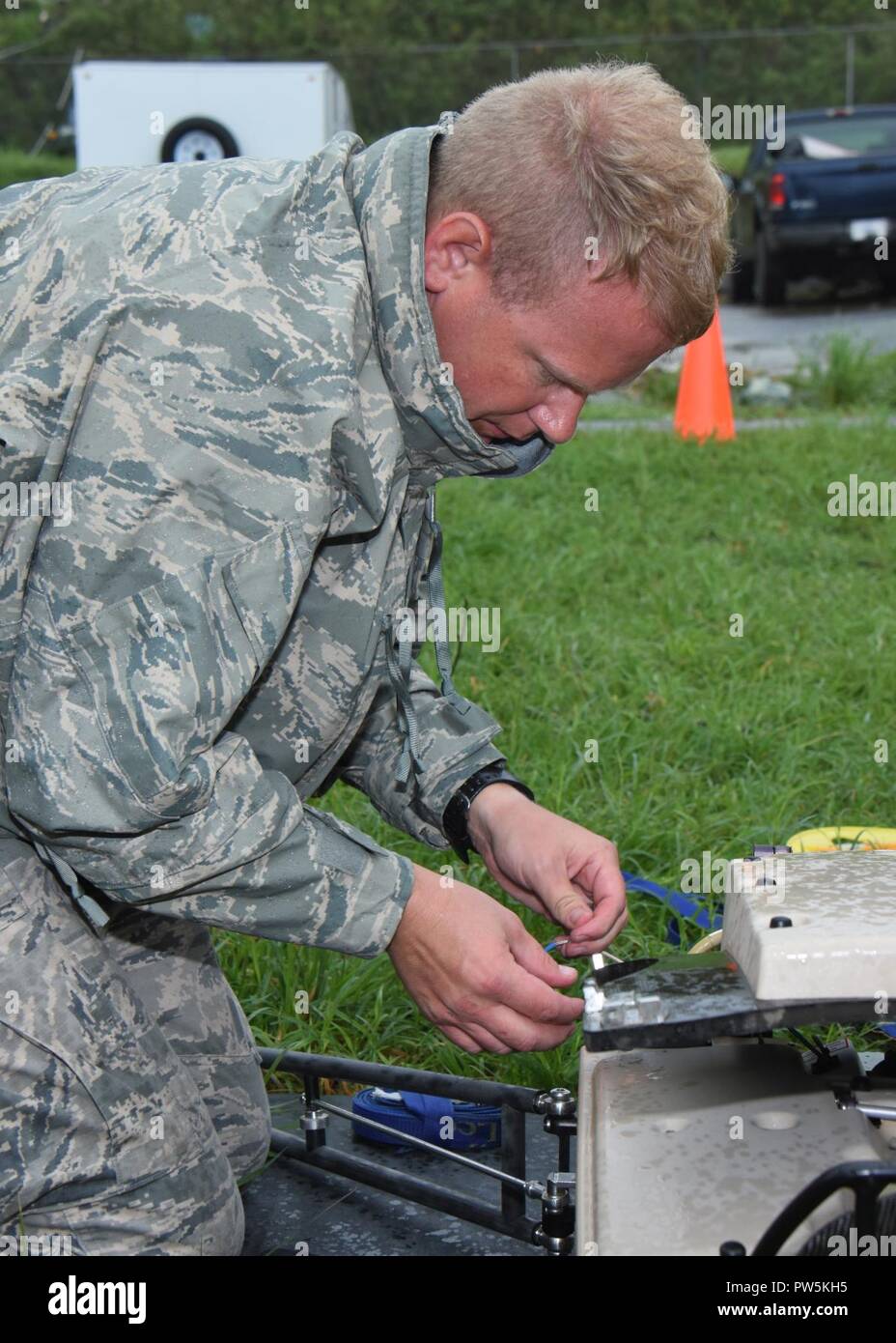 Air National Guard Master Sgt. Bryan Scharman, Joint Incident Site ...