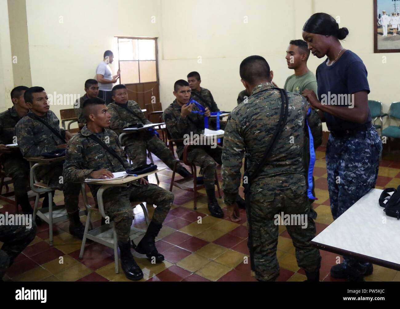 Commando naval del caribe hi-res stock photography and images - Alamy