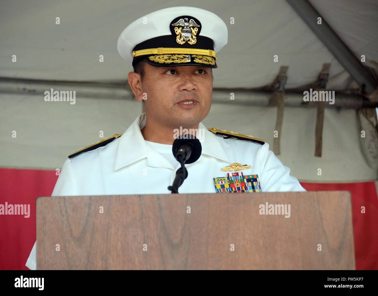 WILLIAMSBURG, Va (September 22, 2017) - Rear Adm. Alan J. Reyes ...