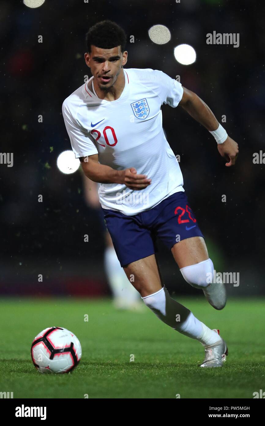 Chesterfield fc team hi-res stock photography and images - Alamy