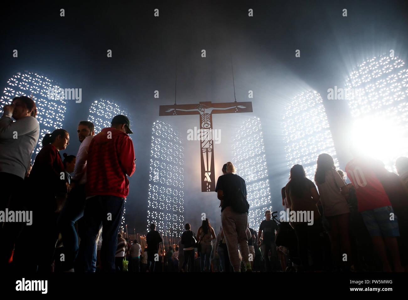 12 octuber hi-res stock photography and images - Alamy