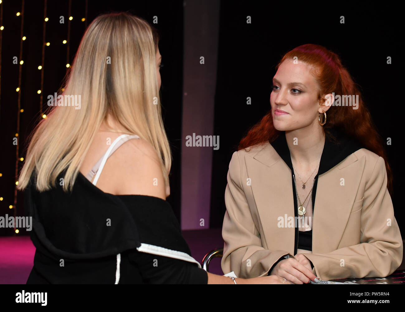 Number one oxford street hi-res stock photography and images - Alamy