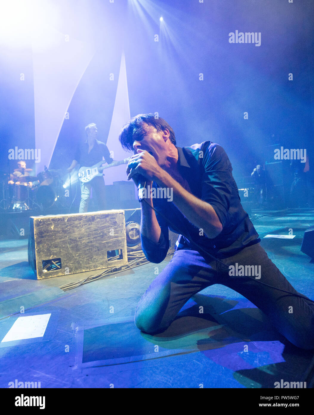 Brett anderson suede 2018 hi-res stock photography and images - Alamy