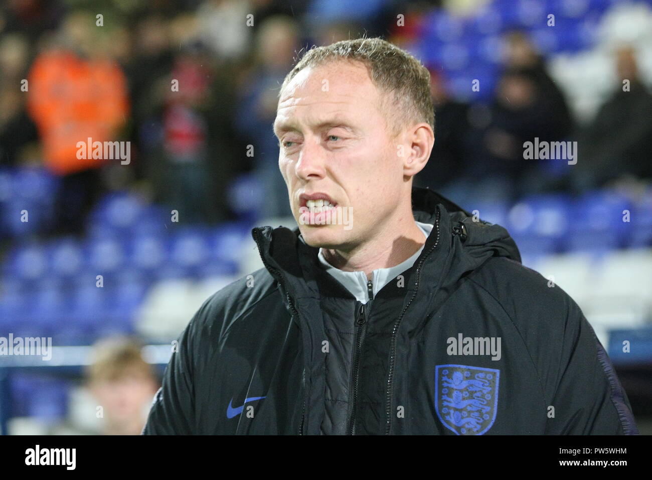 Simon cooper hi-res stock photography and images - Alamy