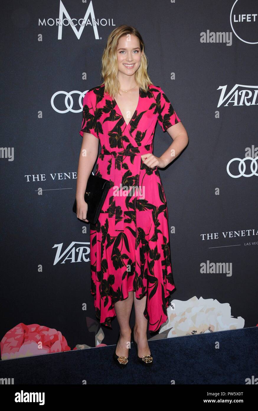 Elizabeth lail varietys power women hi-res stock photography and images ...