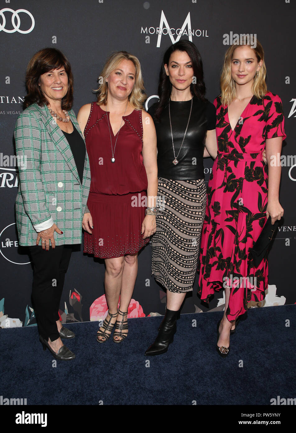 Jamie denbo varietys power women hi-res stock photography and images ...