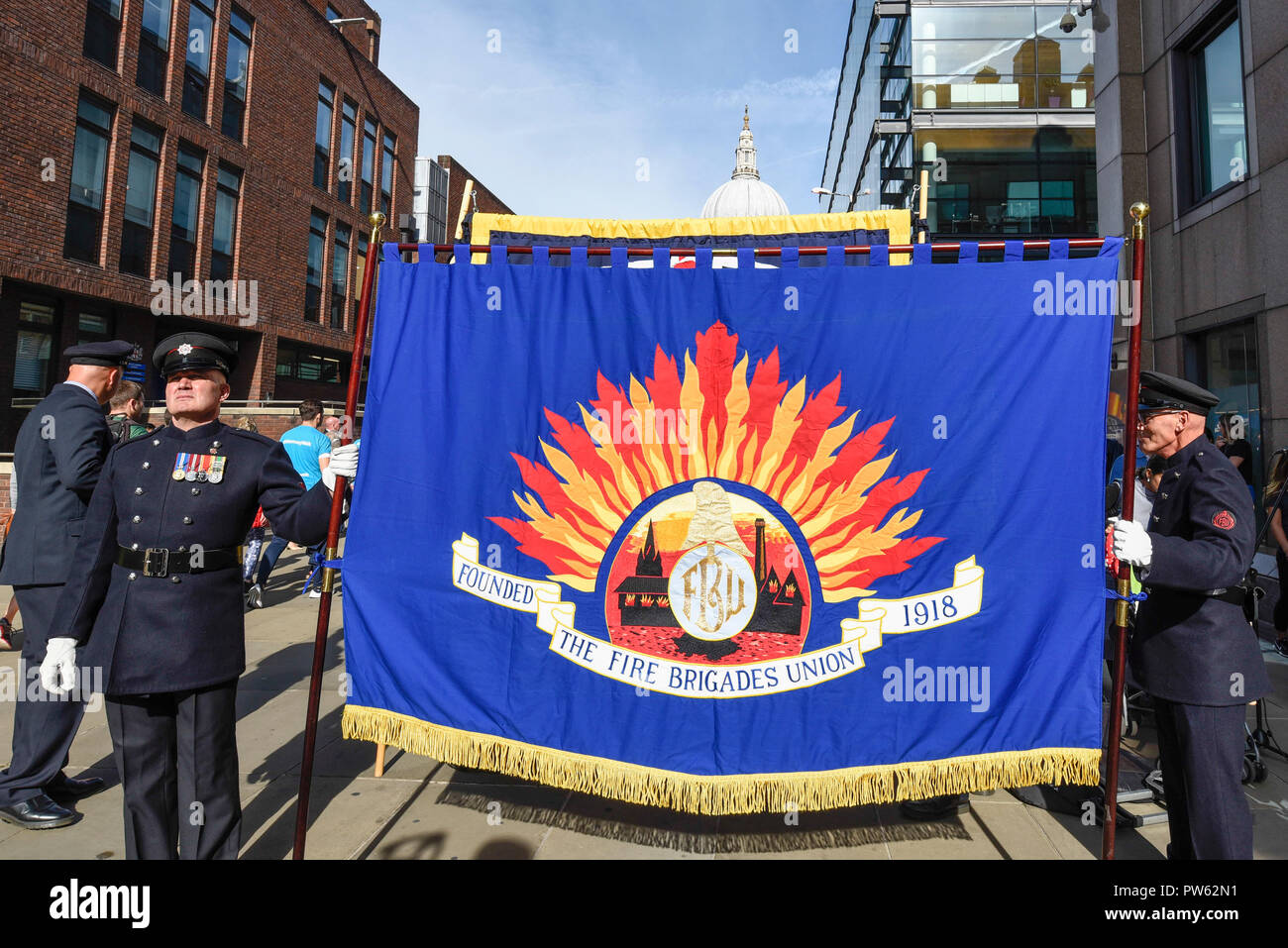 London fire brigades formation hi-res stock photography and images - Alamy
