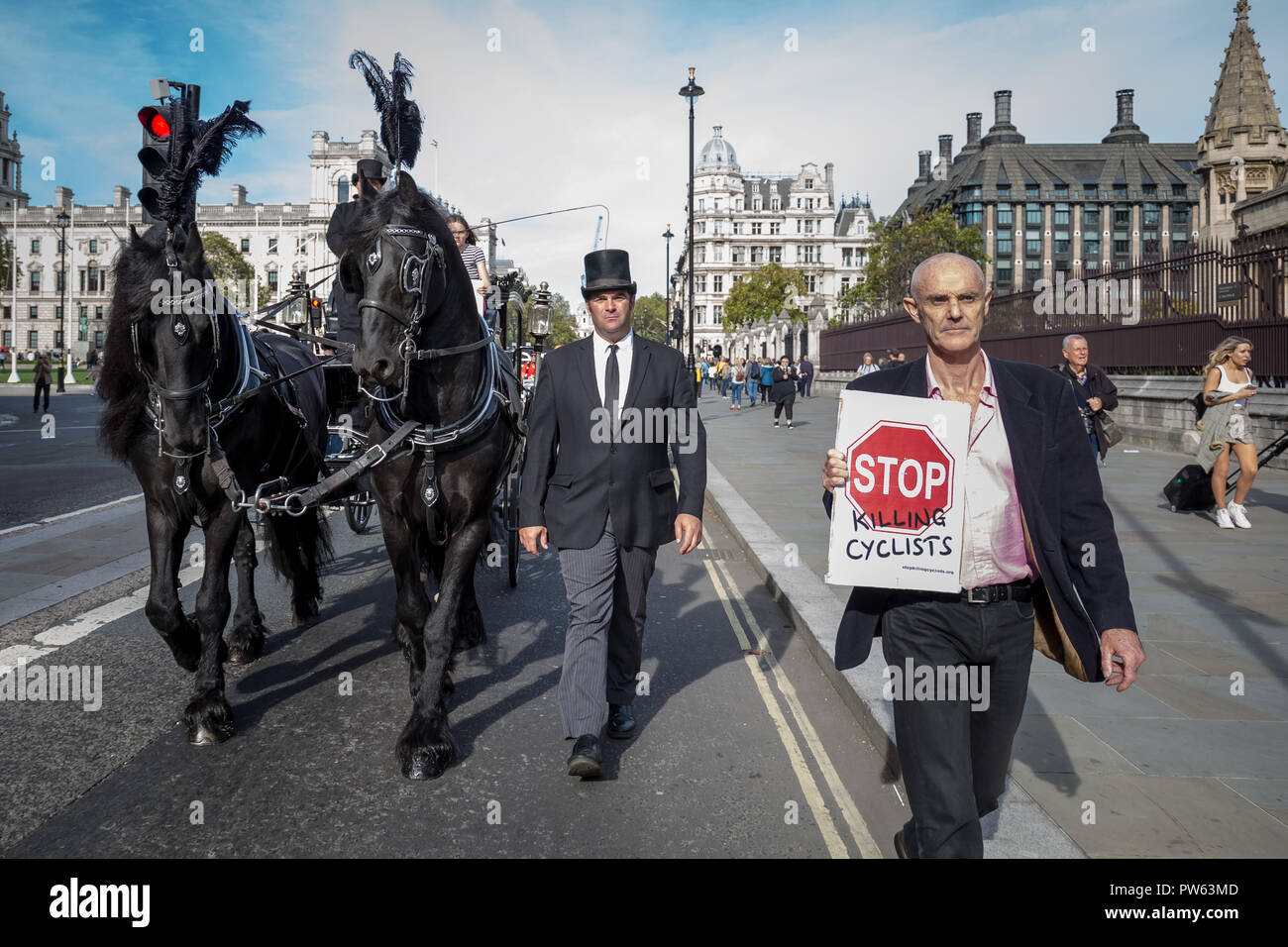 Procession cyclists hi-res stock photography and images - Alamy