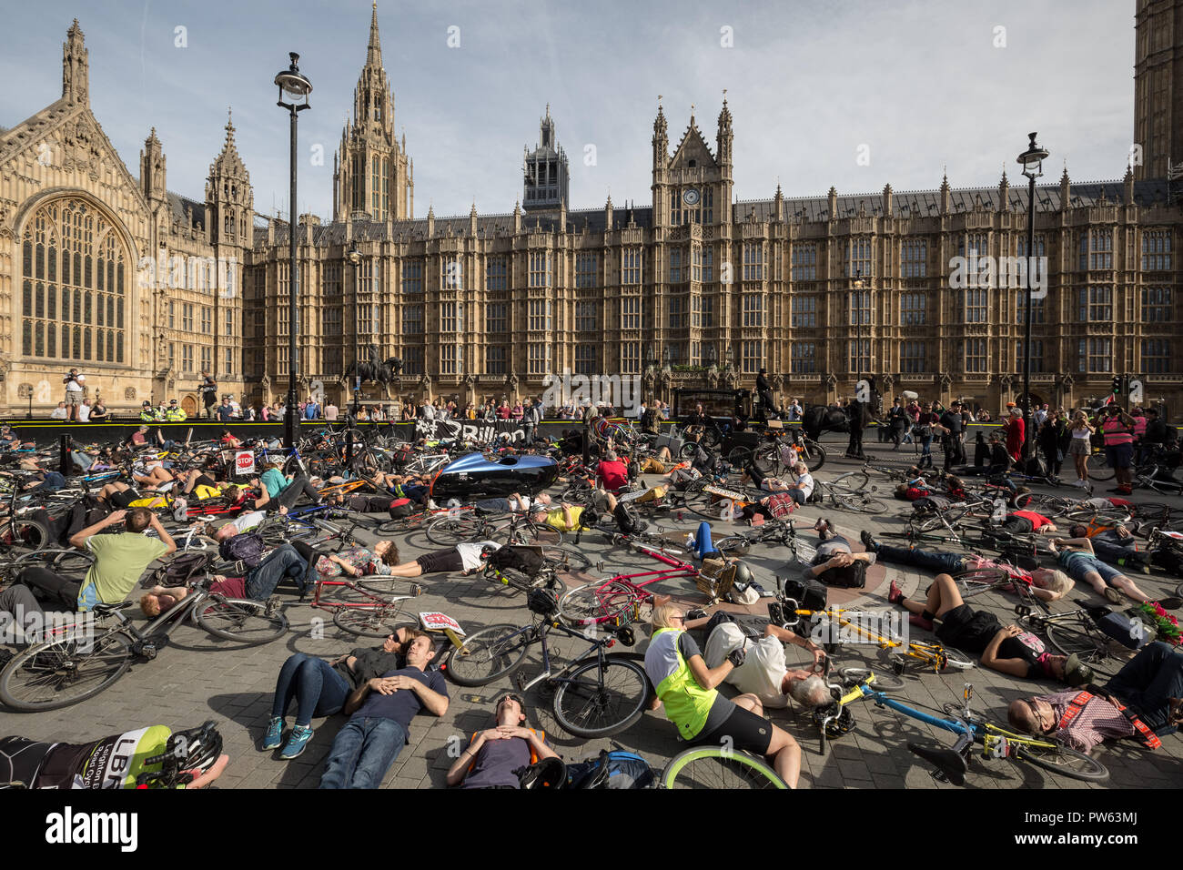 London, UK. 13th October, 2018. The National Funeral for the Unknown ...