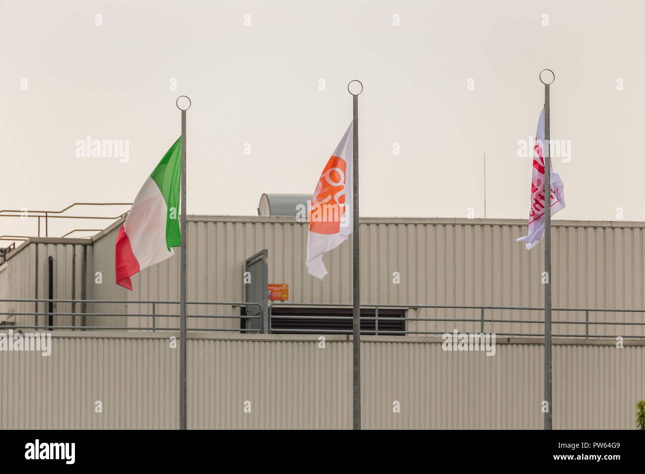 Global majority hi-res stock photography and images - Alamy