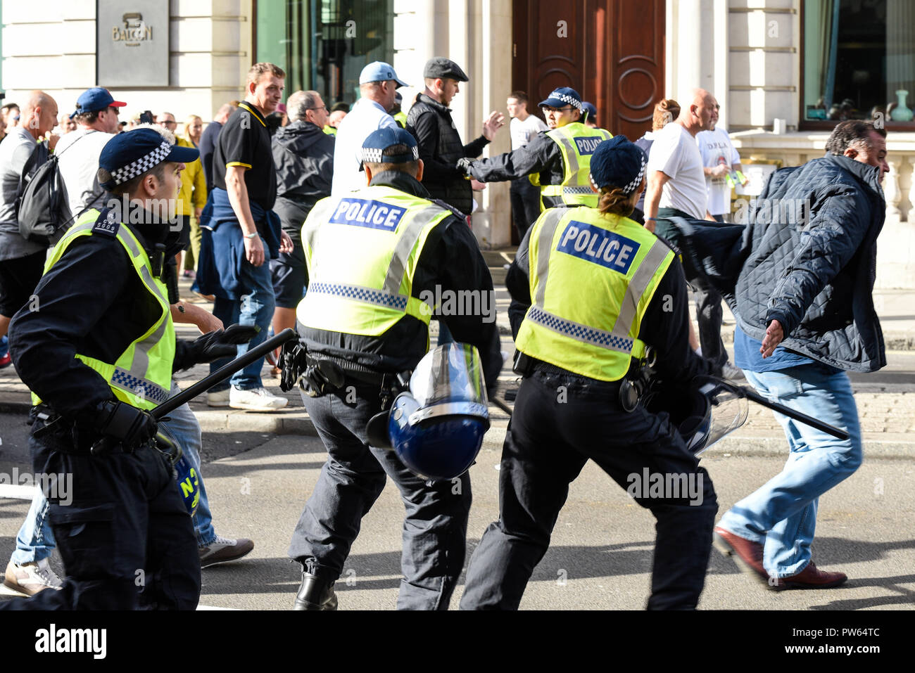 Football soccer violence hooliganism hi-res stock photography and ...