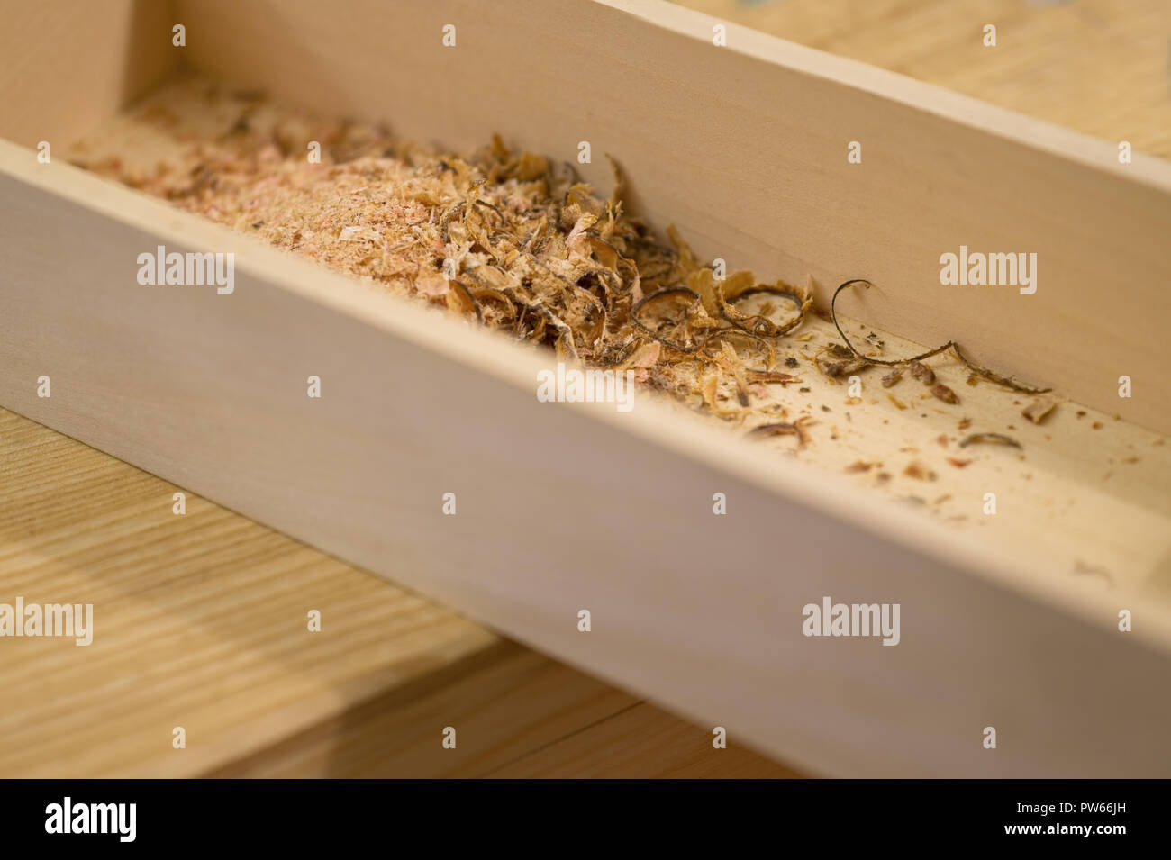 Bonito flakes (Katsuobushi) and wood plane shavings equipment ...