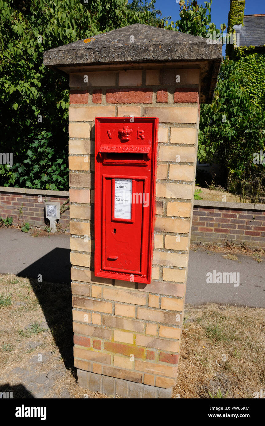 Vr post box hi-res stock photography and images - Alamy