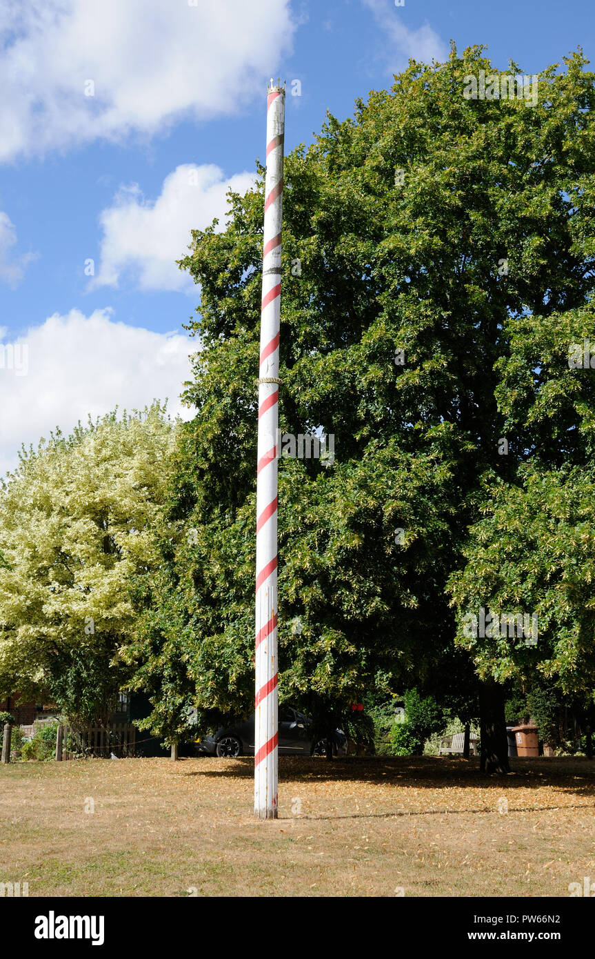 Maypole on Great Green, Pirton, Hertfordshire Stock Photo - Alamy