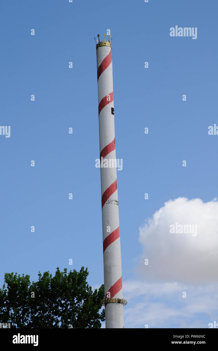Maypole on Great Green, Pirton, Hertfordshire Stock Photo - Alamy