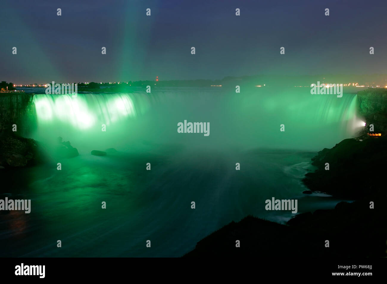Niagara Falls at night Stock Photo - Alamy
