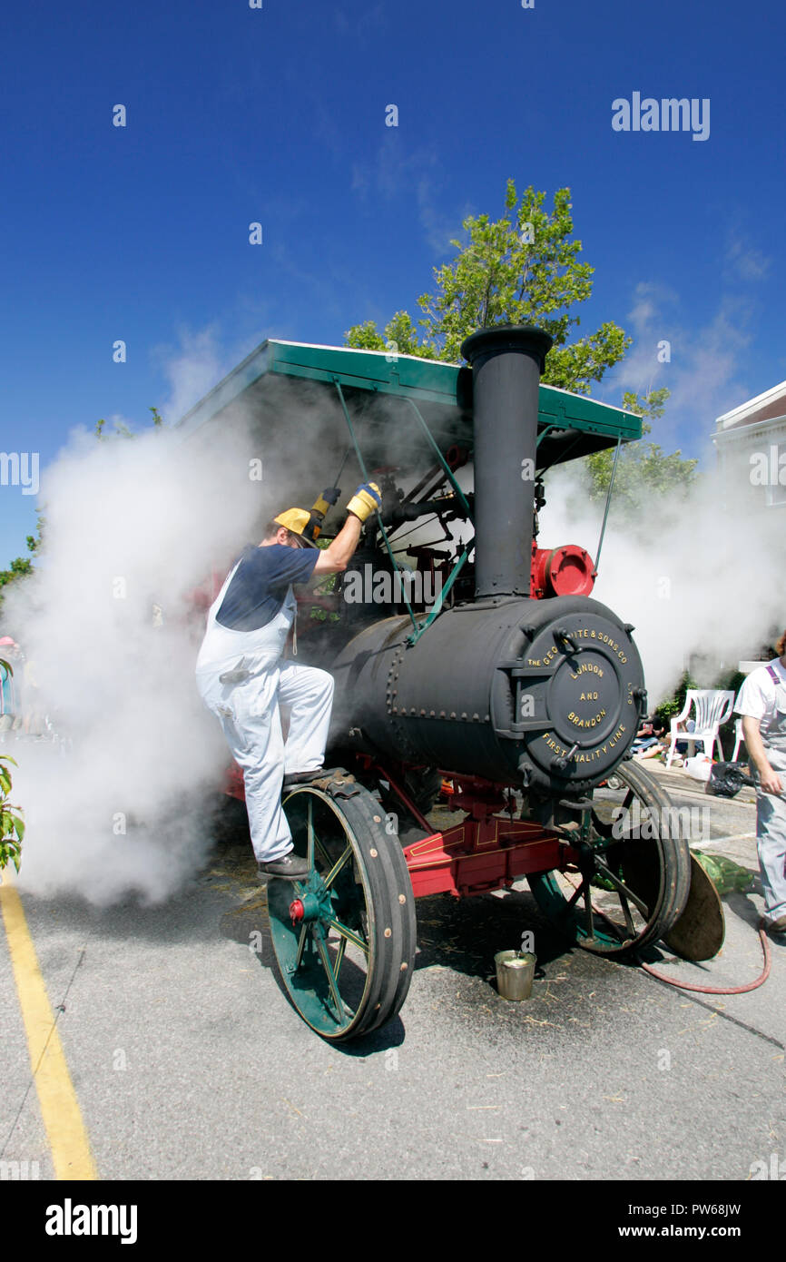 Steam Tractors in Niagara on the Lake Stock Photo - Alamy