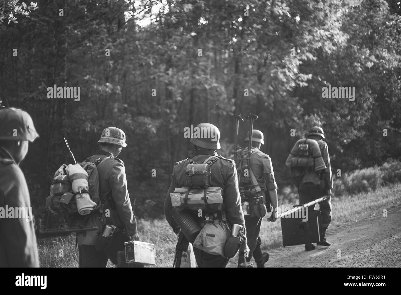 Re-enactors Dressed As German Infantry Soldiers In World War II ...