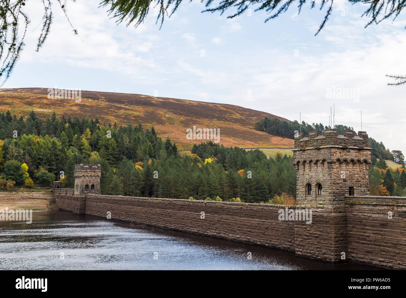 Derwent Dam - practise place of the Dambusters for their raid on the ...