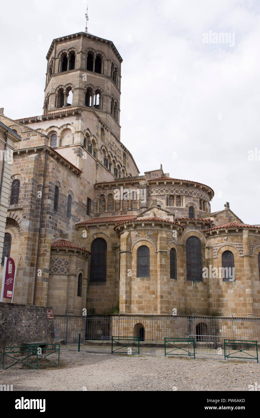 Issoire hi-res stock photography and images - Alamy