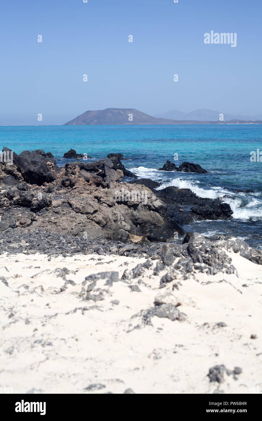 Los Lobos Island seen from Las Playas Grandes near Corralejo ...