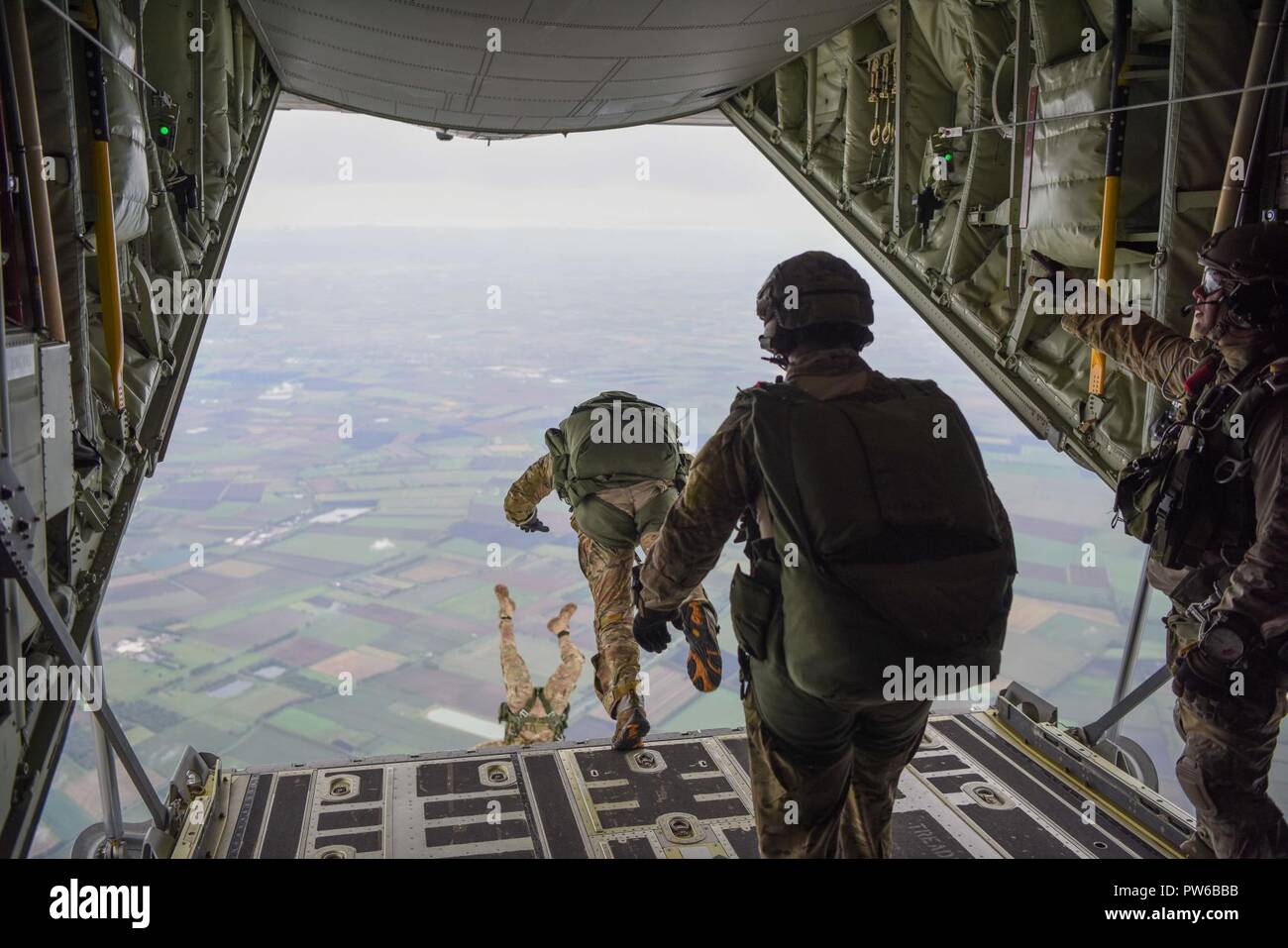 352 special operations wing hi-res stock photography and images - Alamy
