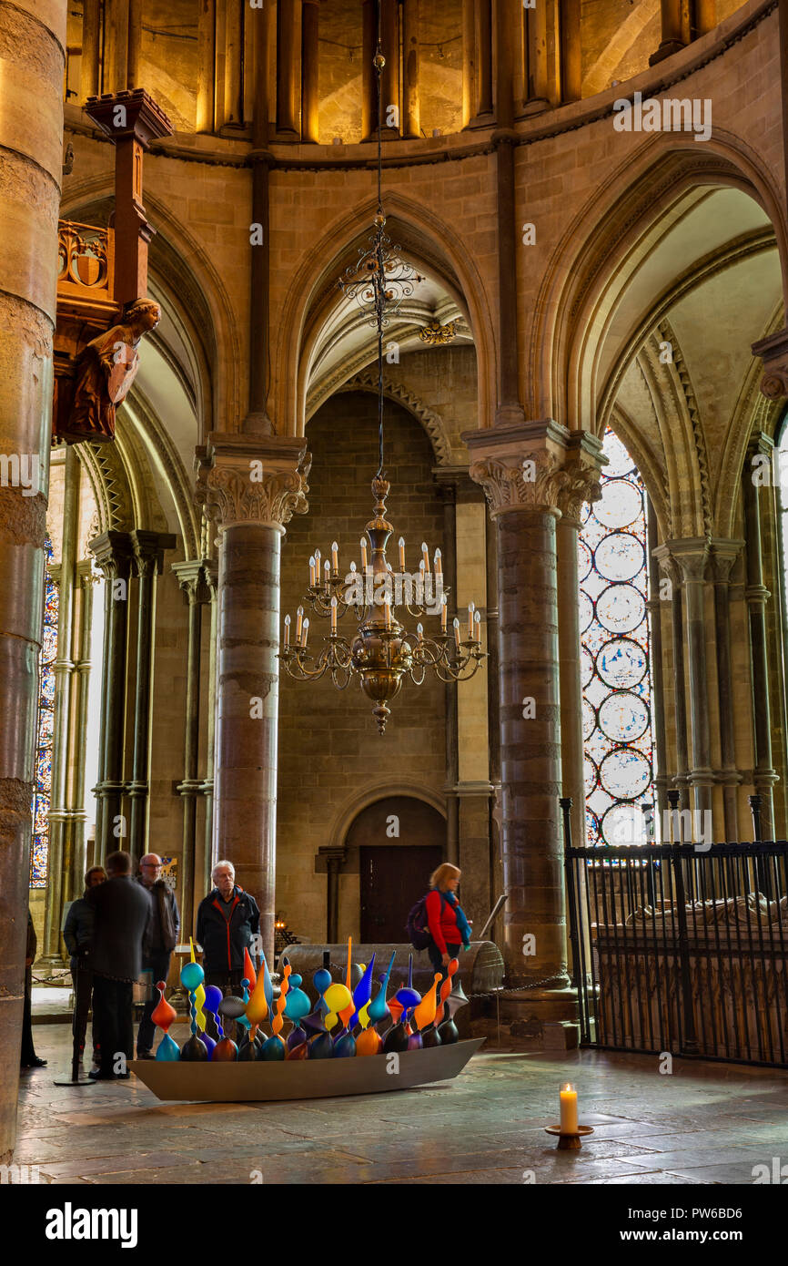 Thomas becket shrine hi-res stock photography and images - Alamy