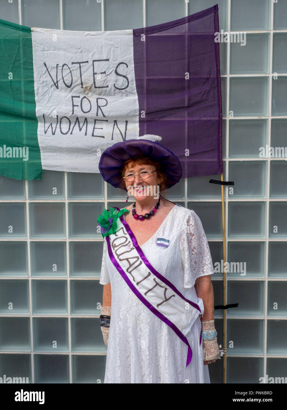 Suffragette flag hi-res stock photography and images - Alamy