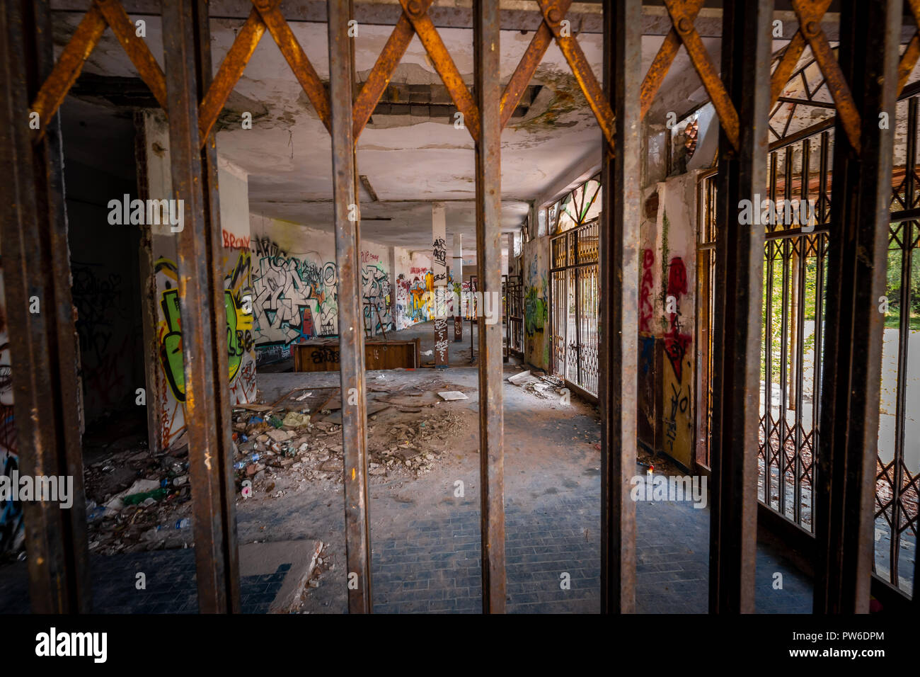 Photographic reportage of the abandoned city of Consonno (Lecco, Italy ...