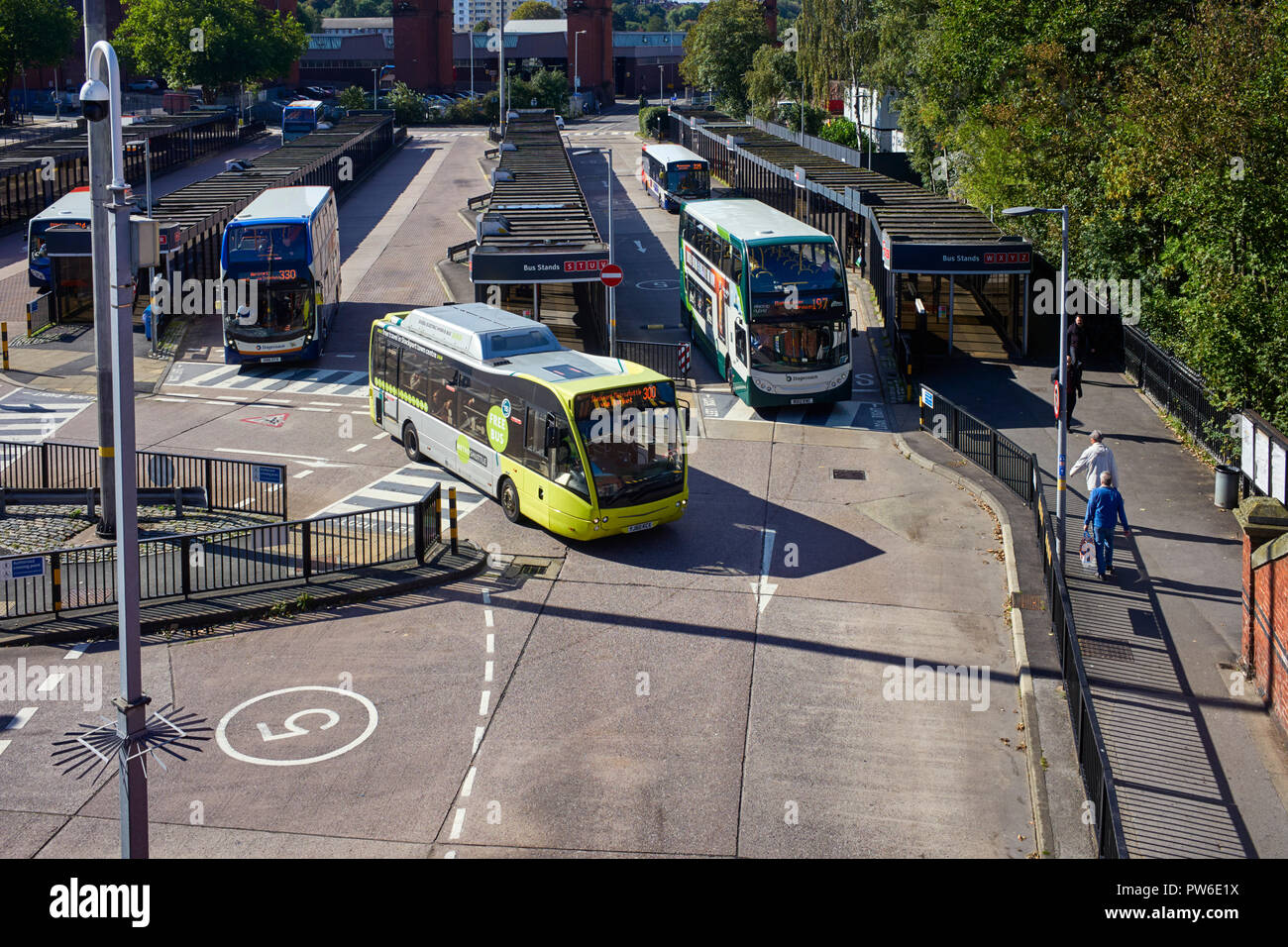 Stockport station hi-res stock photography and images - Alamy