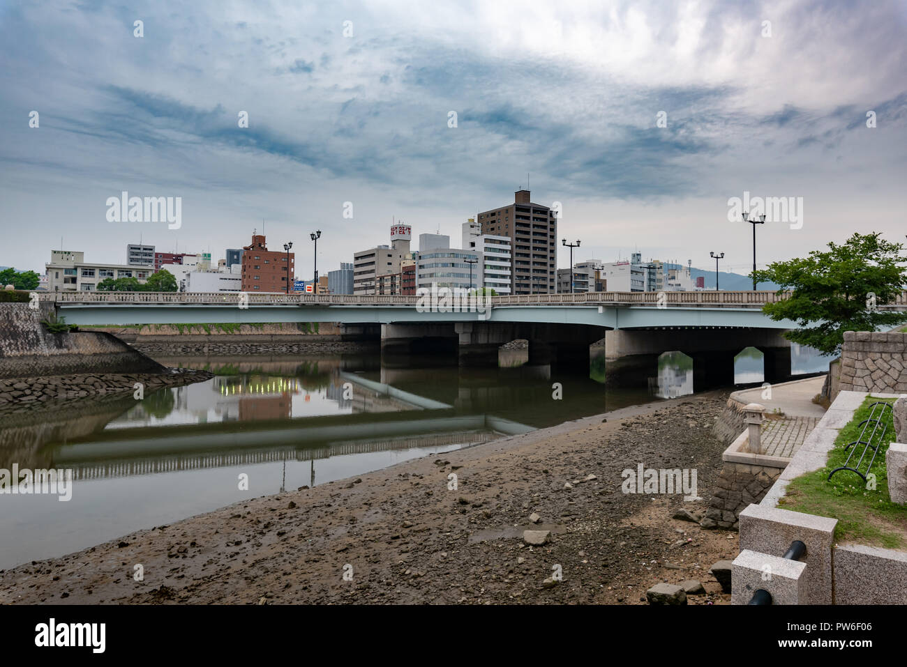 HIROSHIMA, JAPAN - JUNE 27 2017 : Aioi Bridge, Hiroshima, Japan. Aioi ...