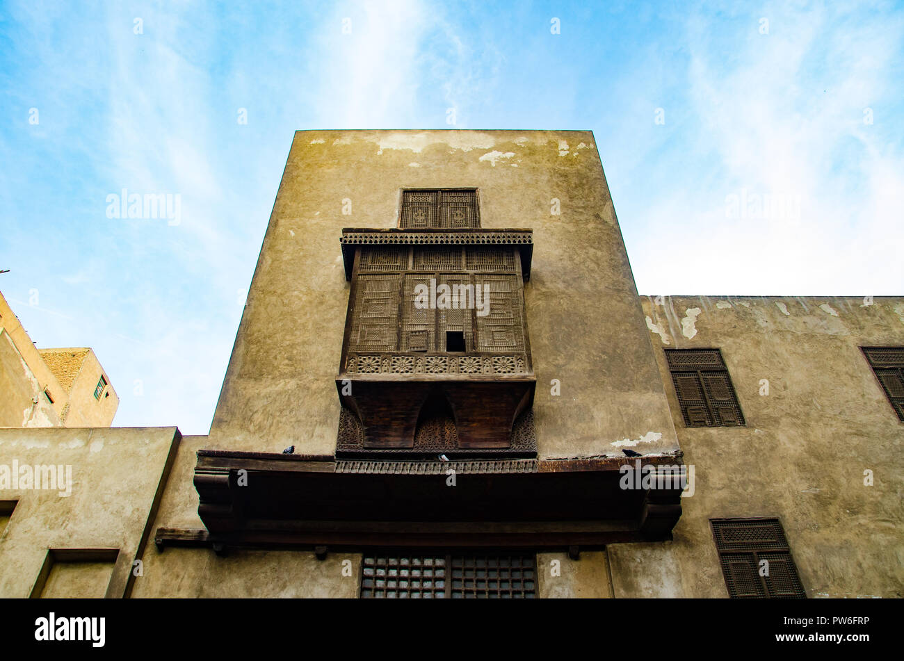 Cairo, Egypt - April 2018. Typical mosque in Cairo suk Stock Photo - Alamy