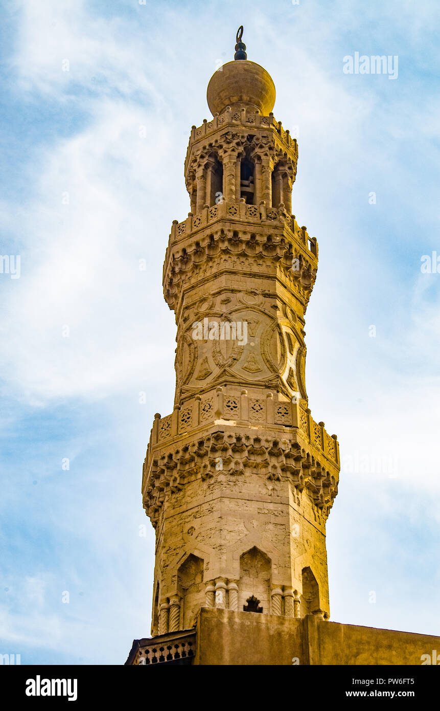 Cairo, Egypt - April 2018. Typical mosque in Cairo suk Stock Photo - Alamy