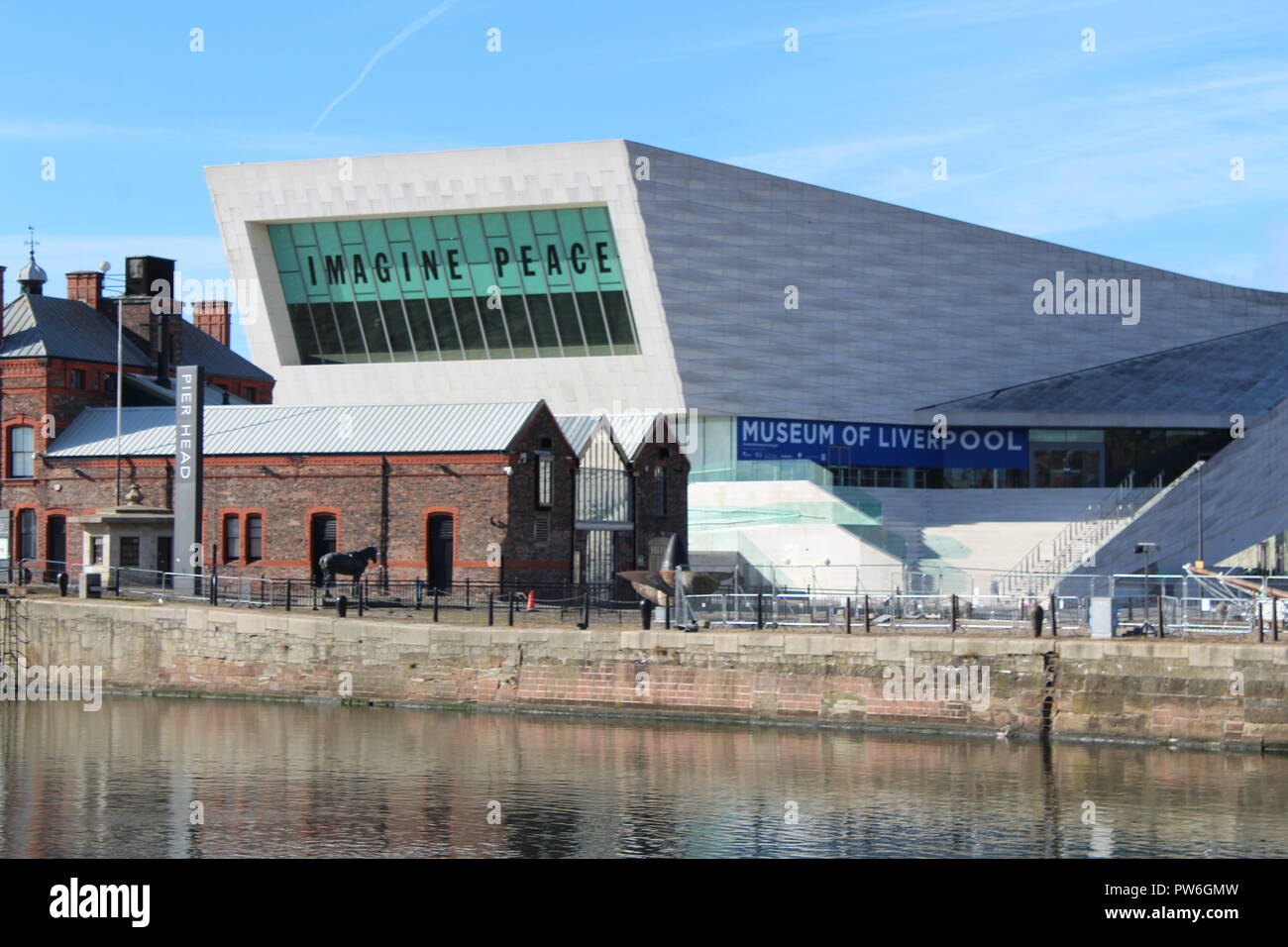 Liverpool Liver Building High Resolution Stock Photography and Images ...
