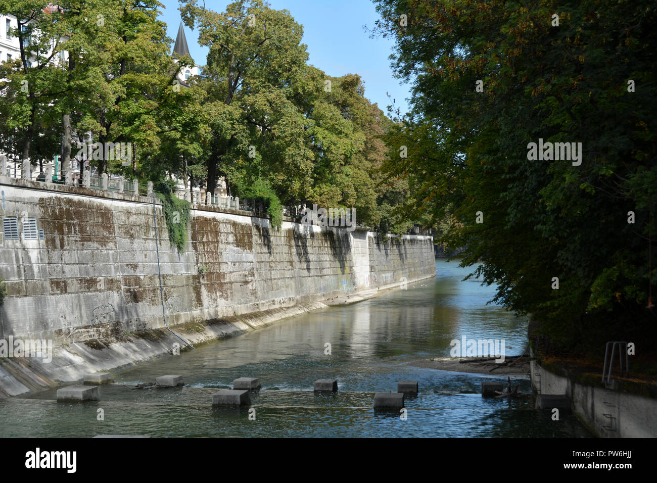 Low level building hi-res stock photography and images - Alamy